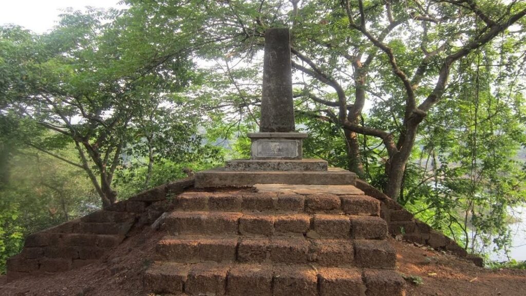 10 Most Famous Forts in Goa