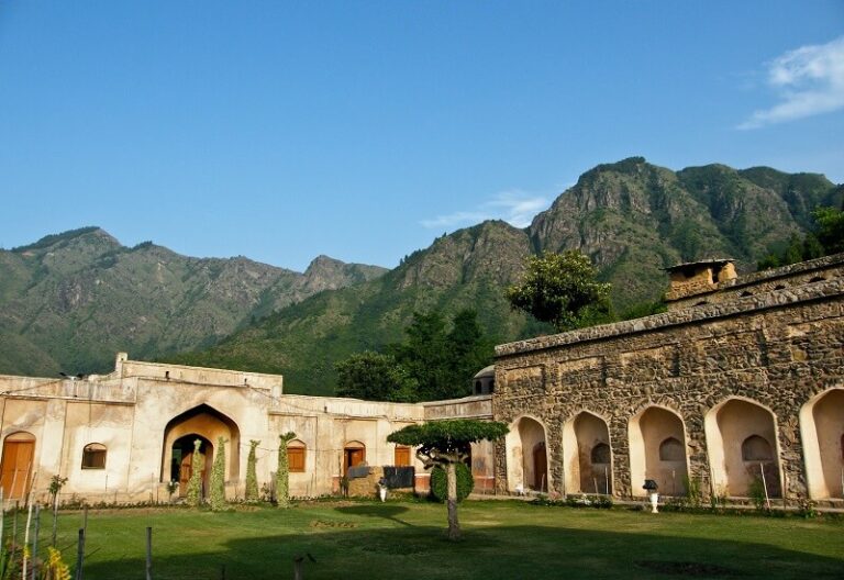 6 Popular Heritage Sites to See in Jammu & Kashmir - Tusk Travel Blog