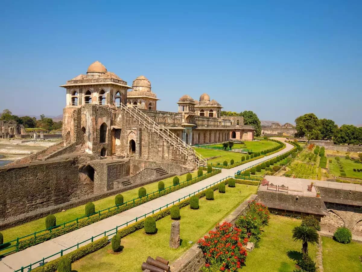 Discover Mandu Madhya Pradesh: Famous Attractions, Fort, and More ...