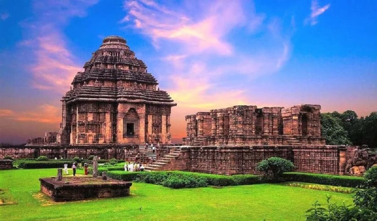 How to Get to Konark Sun Temple, Odisha: Travel Tips