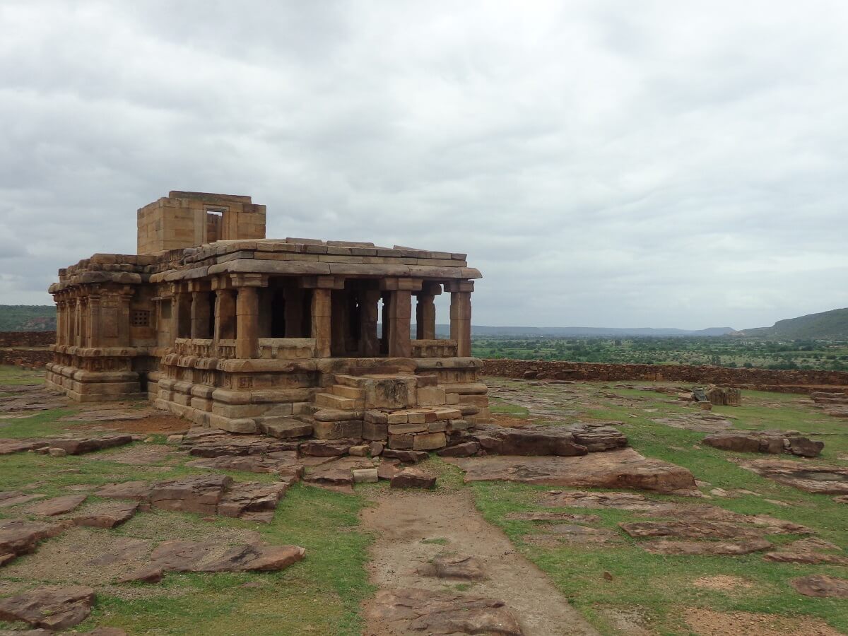 Aihole Tourist Guide: What to Do & See in 2025